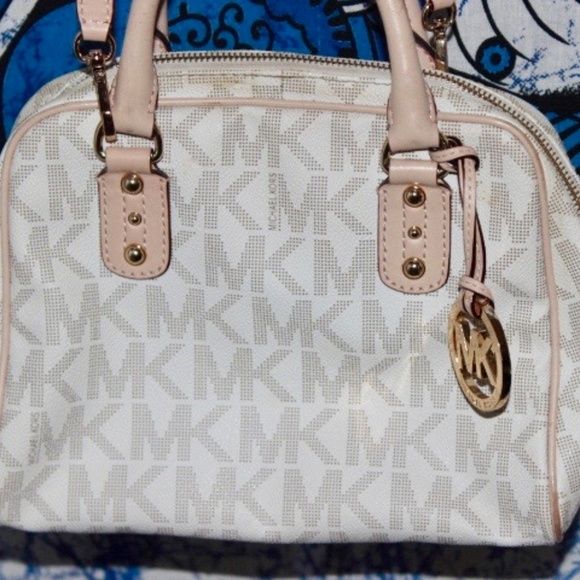 Michael Kors | Bags | Mk Print Mk Multiway Purse | Poshmark